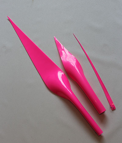 UV plastic dragon tail set - Bondatrix